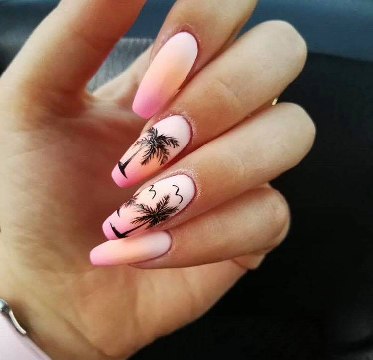 Indigo Nails France - Produits pour les ongles & Cosmétiques